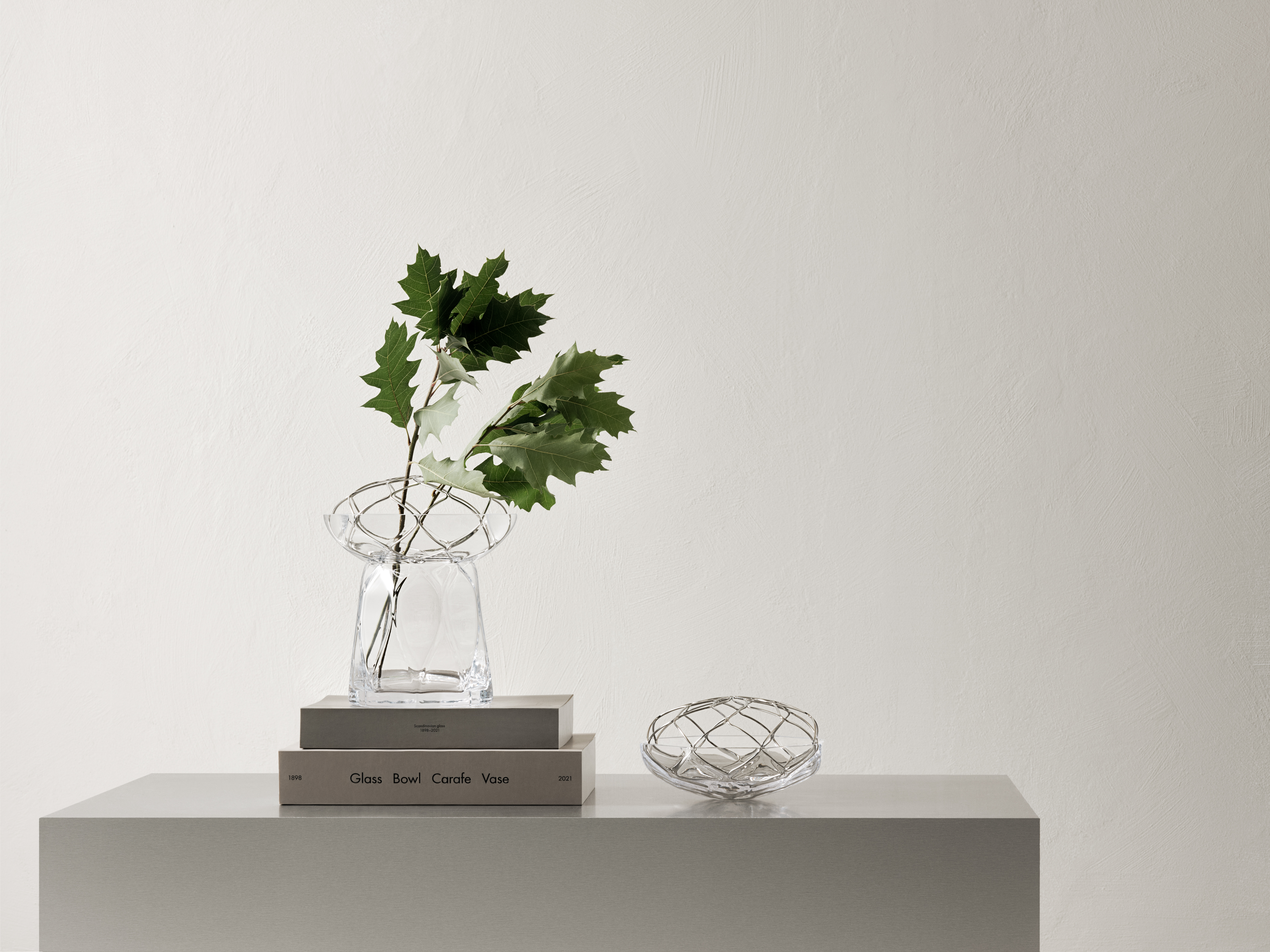 Lisa Hilland | Bloom a timeless and modern vase | Orrefors